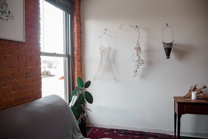 Botanical Pearl White Climbing Vine Wall Art Sculpture ~ Dulce Vinea ...