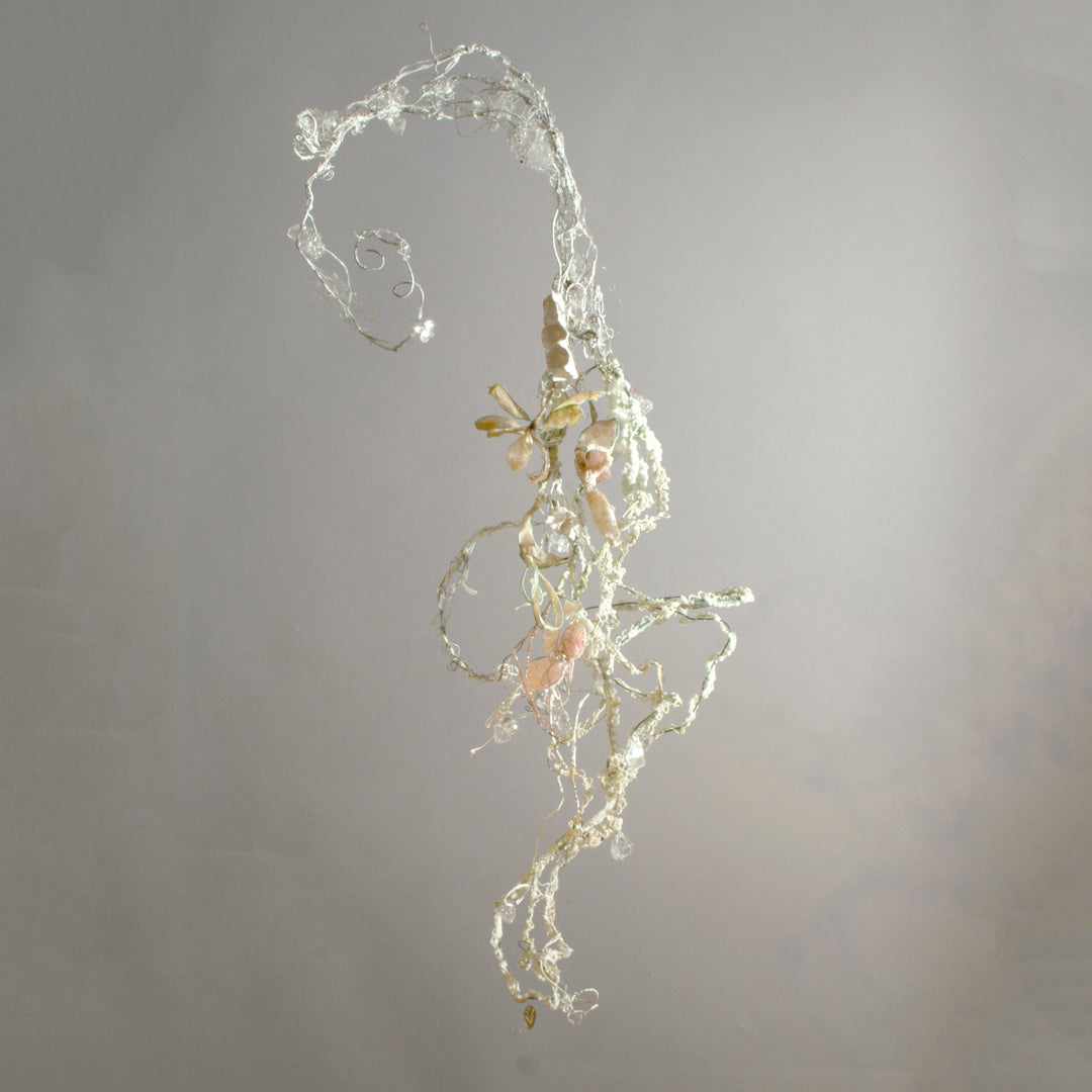 Botanical Pearl White Climbing Vine Wall Art Sculpture ~ Dulce Vinea ...
