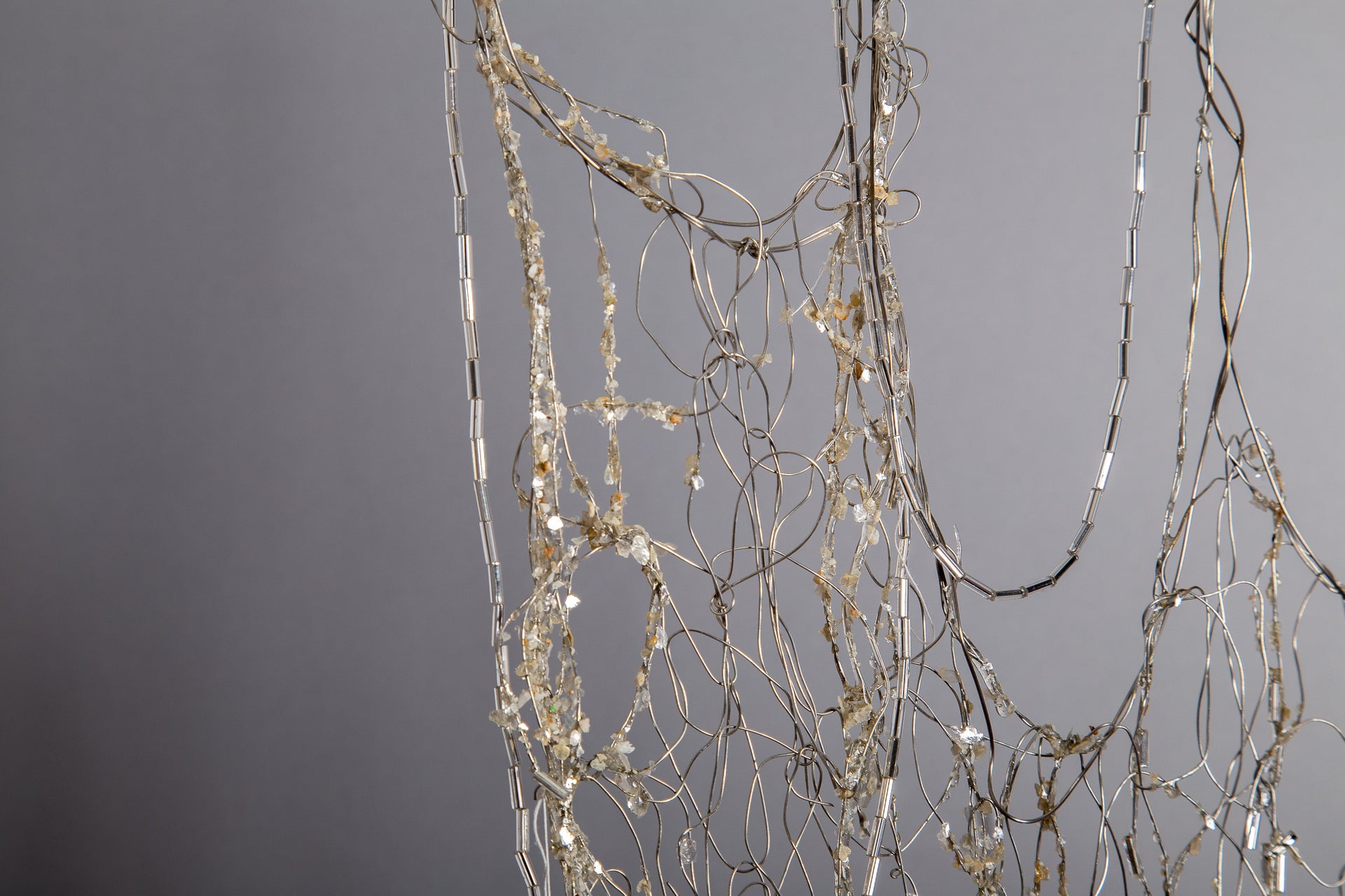 Small Silver Wire Tapestry ~ Minima Mineralis Genere (Tiny Mineral Bra ...